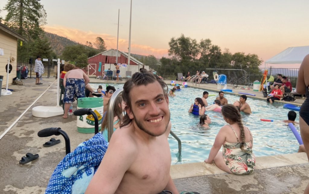 Pool Party – Camp Krem – Camping Unlimited